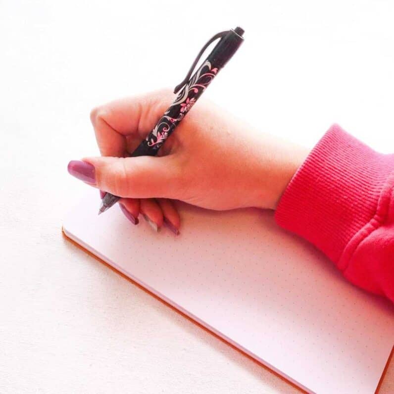 9 Easy Tricks To Improve Your Handwriting | Masha Plans